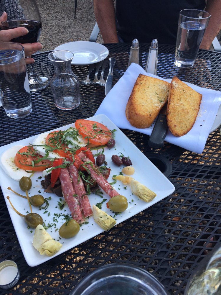 Make Dinner Reservations at Scusa! Italian Ristorante | So Lake Tahoe